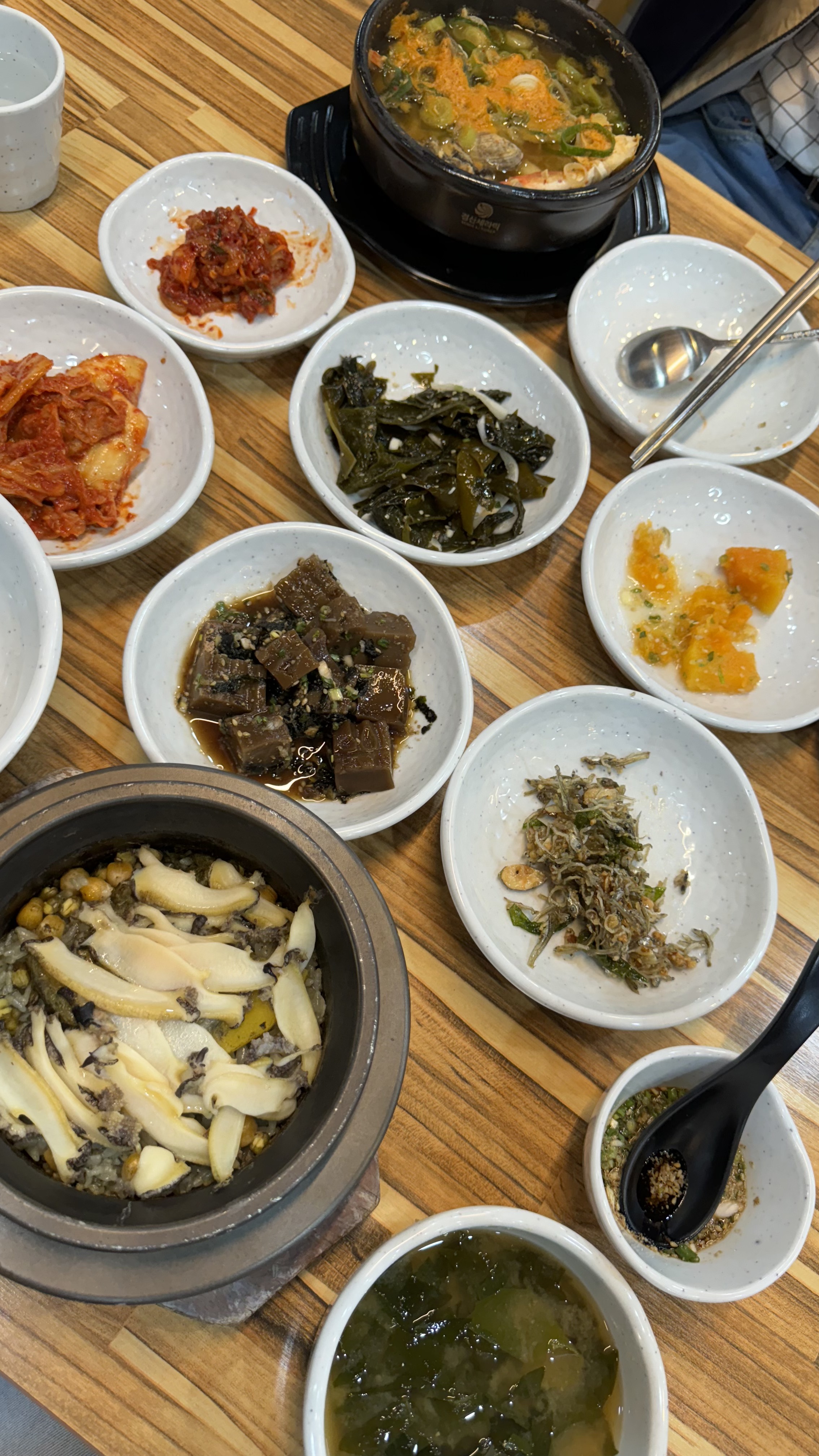 Pyeongdae Abalone: hearty seafood in Jeju fishing village - Tofu V Travels
