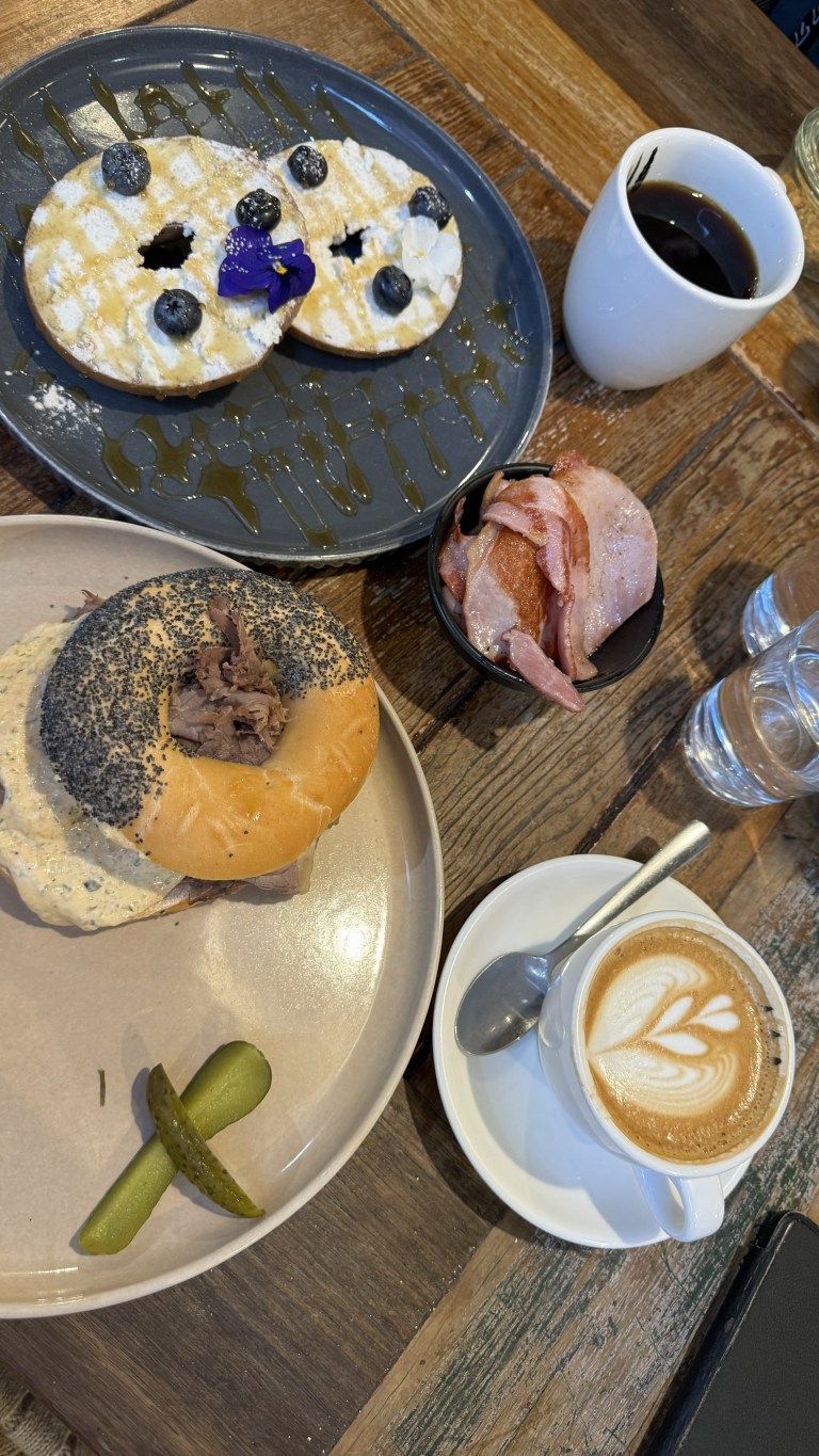 Melbourne Food Guide - Cafés, Restaurants, Bars etc. - Tofu V Travels