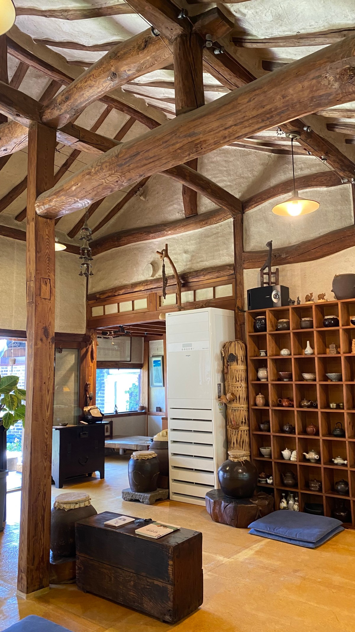 Gyodong Dawon: popular traditional teahouse in Jeonju - Tofu V Travels