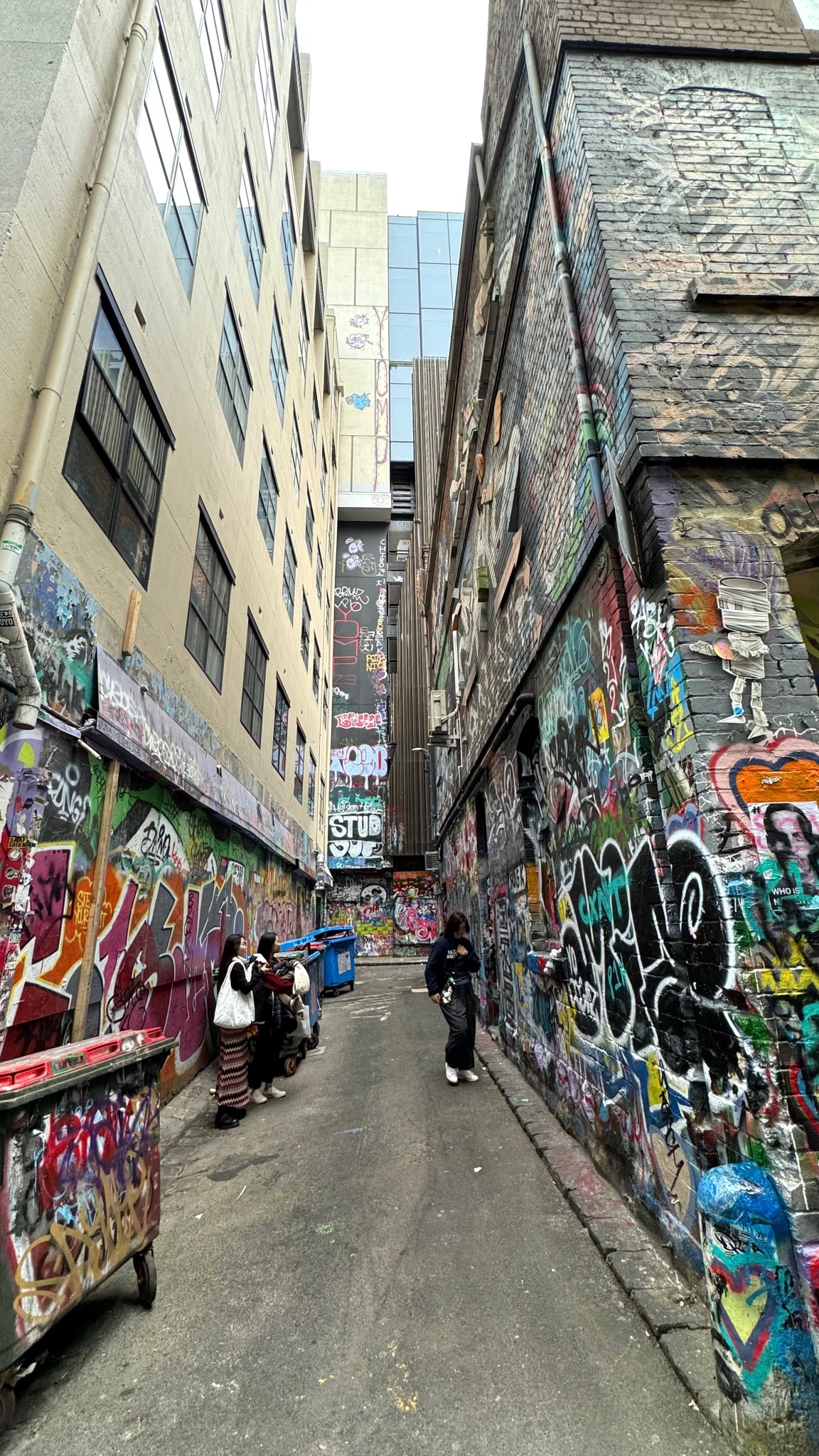 Hosier Lane: is the colourful Melbourne street art worth visiting ...