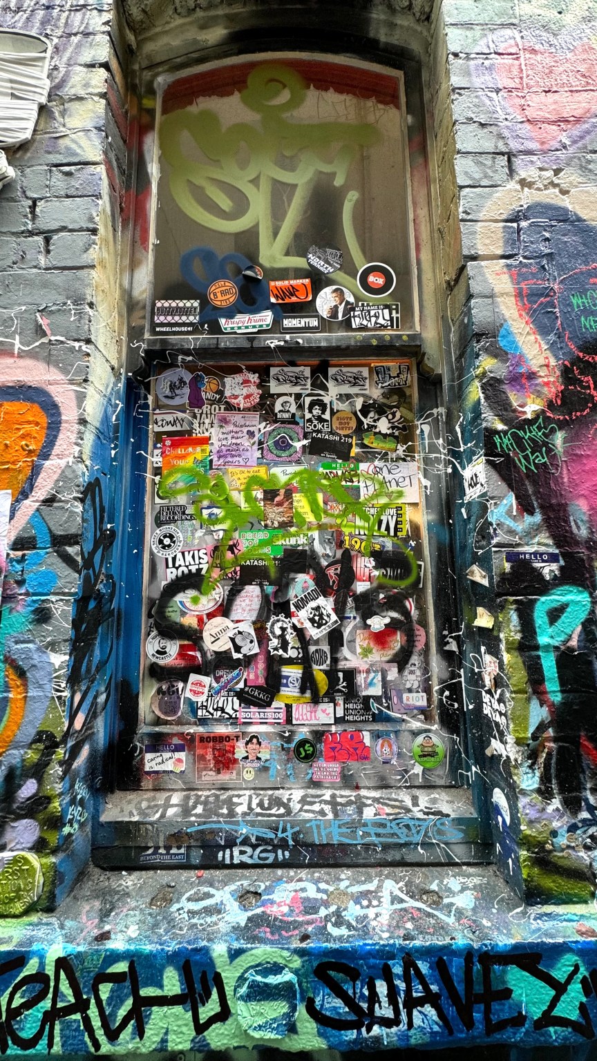 Hosier Lane: is the colourful Melbourne street art worth visiting ...